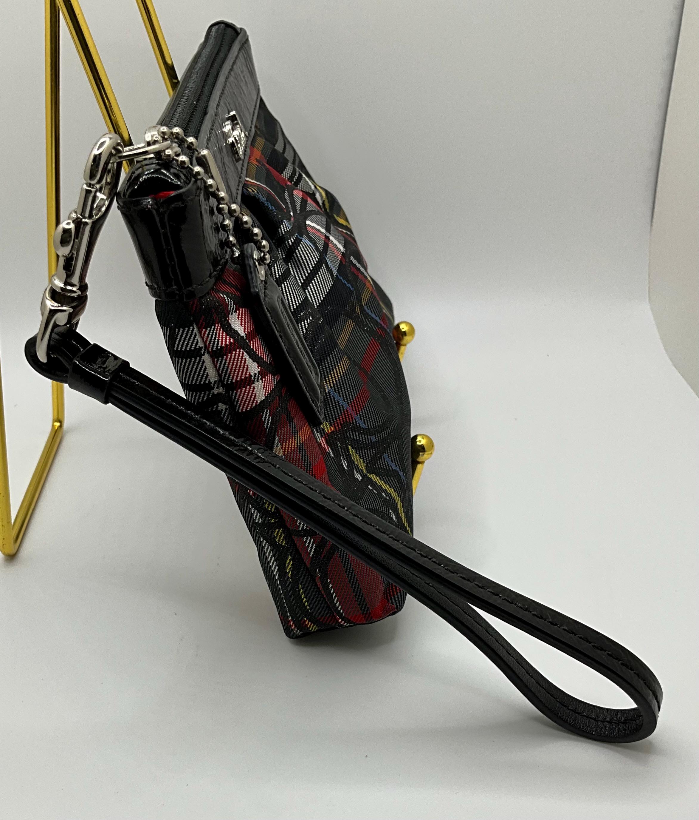 A Rare Vintage Y2K HTF Coach Signature Poppy Tartan Plaid Wristlet Bag ...