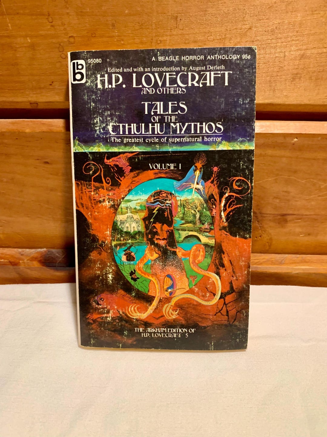 Tales of the Cthulhu Mythos Volume 1 by H. P. Lovecraft and Others ...