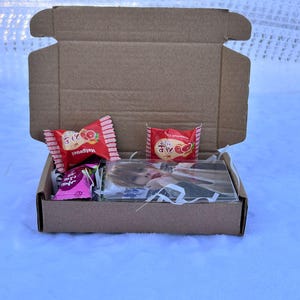 Kpop Box Gift for Kpop Fans Handmade Accesories K-pop Merch - Etsy