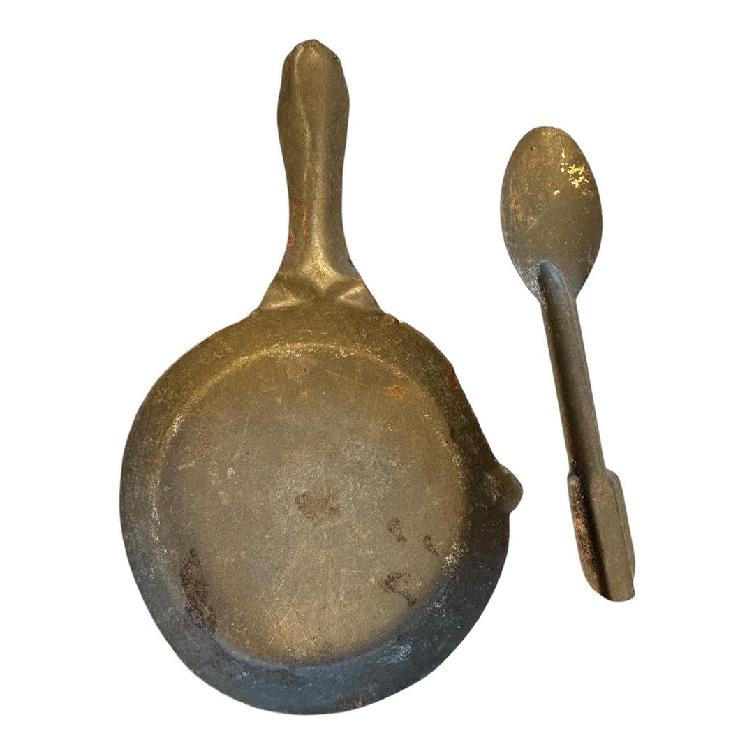 Vintage Tin Toy Skillet and Spoon Child Play Kitchen Utensils Pan - Etsy