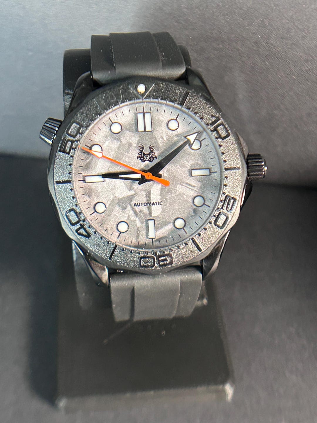 Sevin Customs Watch 009 gray Meteorite. Nh36/x Movement. Custom Dial ...