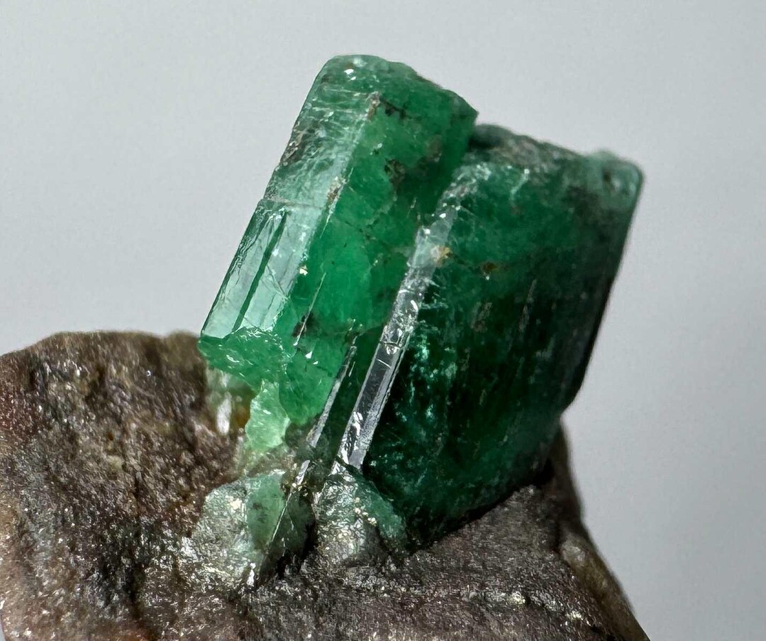 28 CT Extravagantly Rare Top Green Emerald Crystal on Matrix From ...