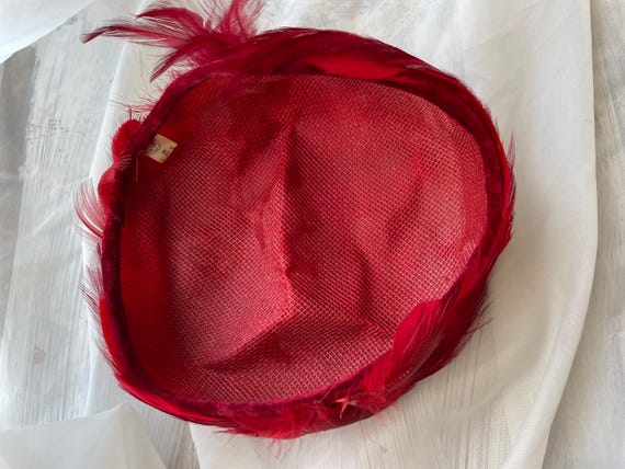 Vintage Authentic 1940s 1950s Red Feather Hat One Siz… - Gem