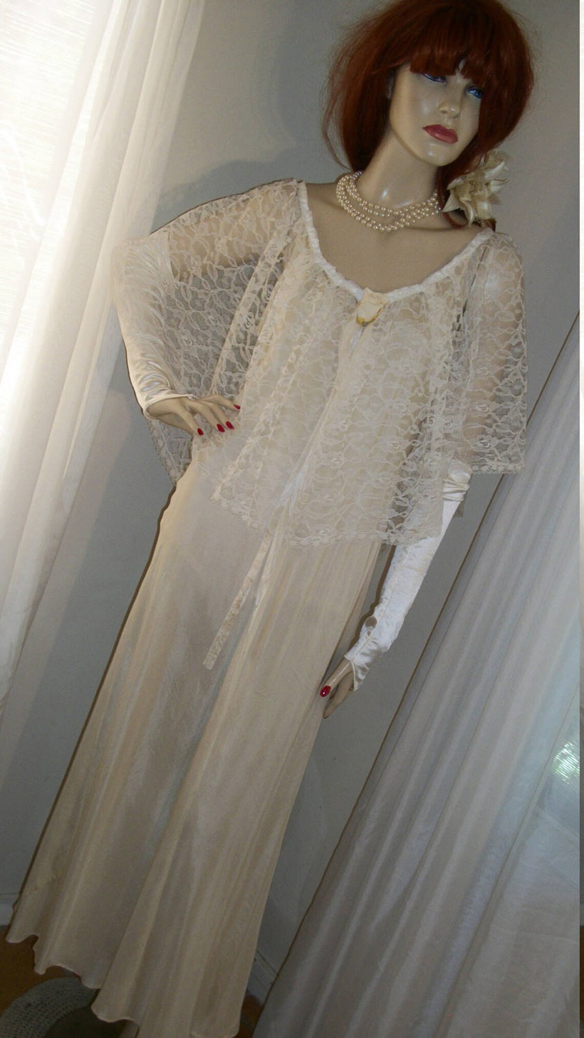 Edwardian Style off White Silk White Lace Gown Almost One Size Original ...