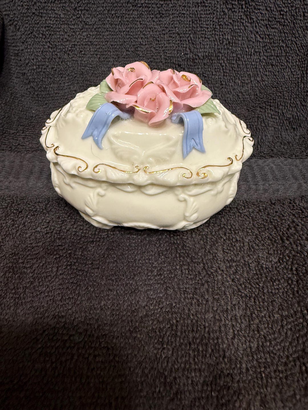 Vintage 2000 Porcelain Trinket Box With Lid - Etsy