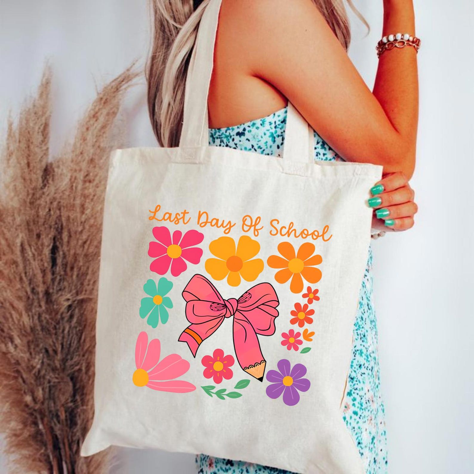 Last Day of School PNG, Pink Bow Pencil and Flowers Sublimation Design ...