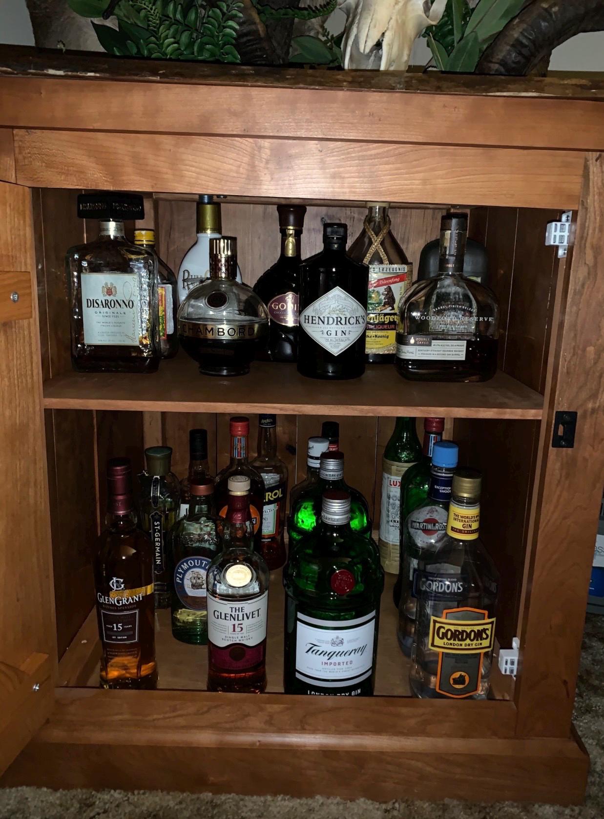 Custom Pedestal / Taxidermy / Mount / Wood / Bar / Cabinet / Trophy ...