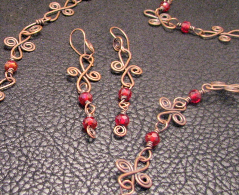 Oxidized Copper Wire Ruby Rondell Picasso Necklace Handmade - Etsy UK