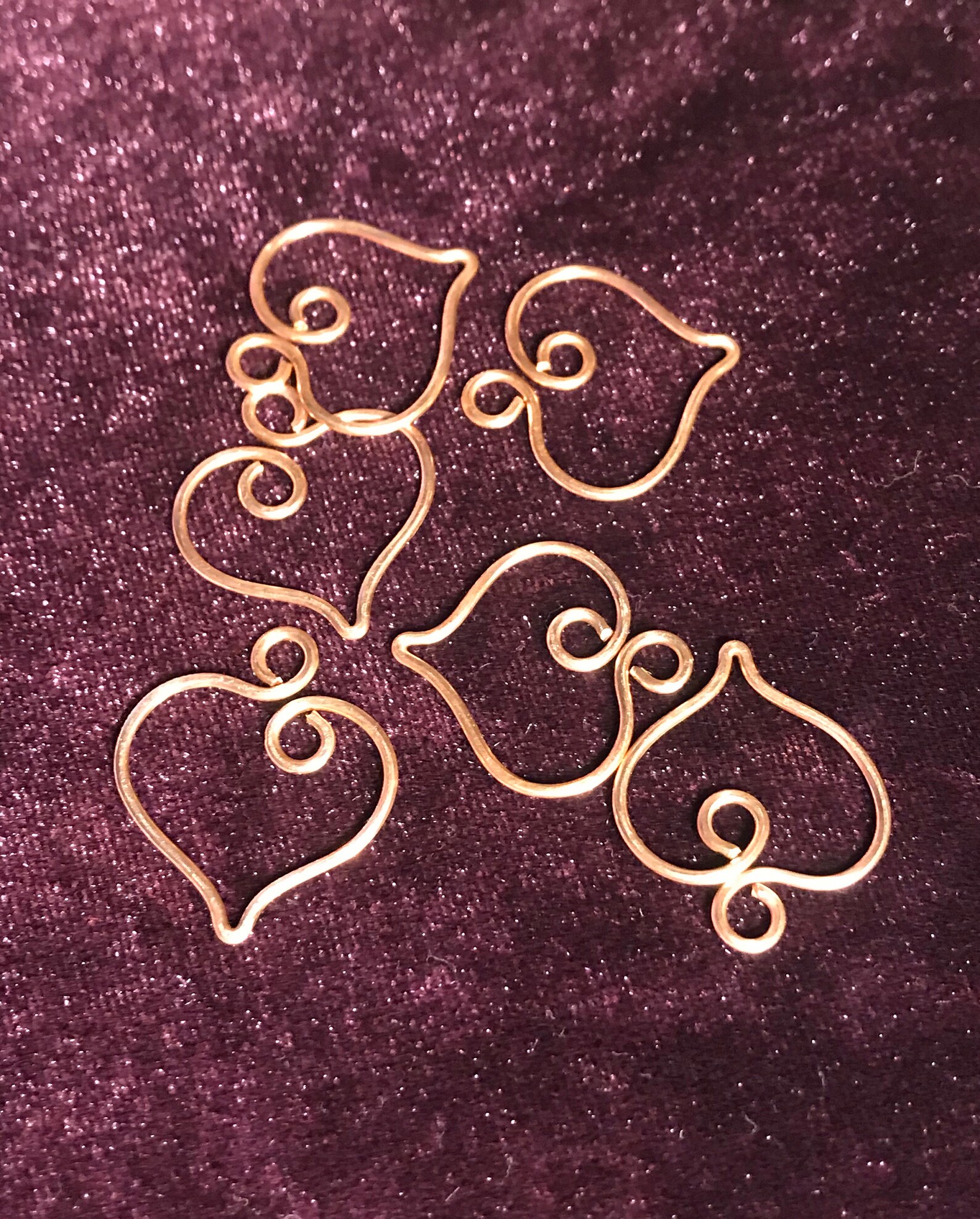 6 Valentine Wire Heart Charm Connections - Etsy
