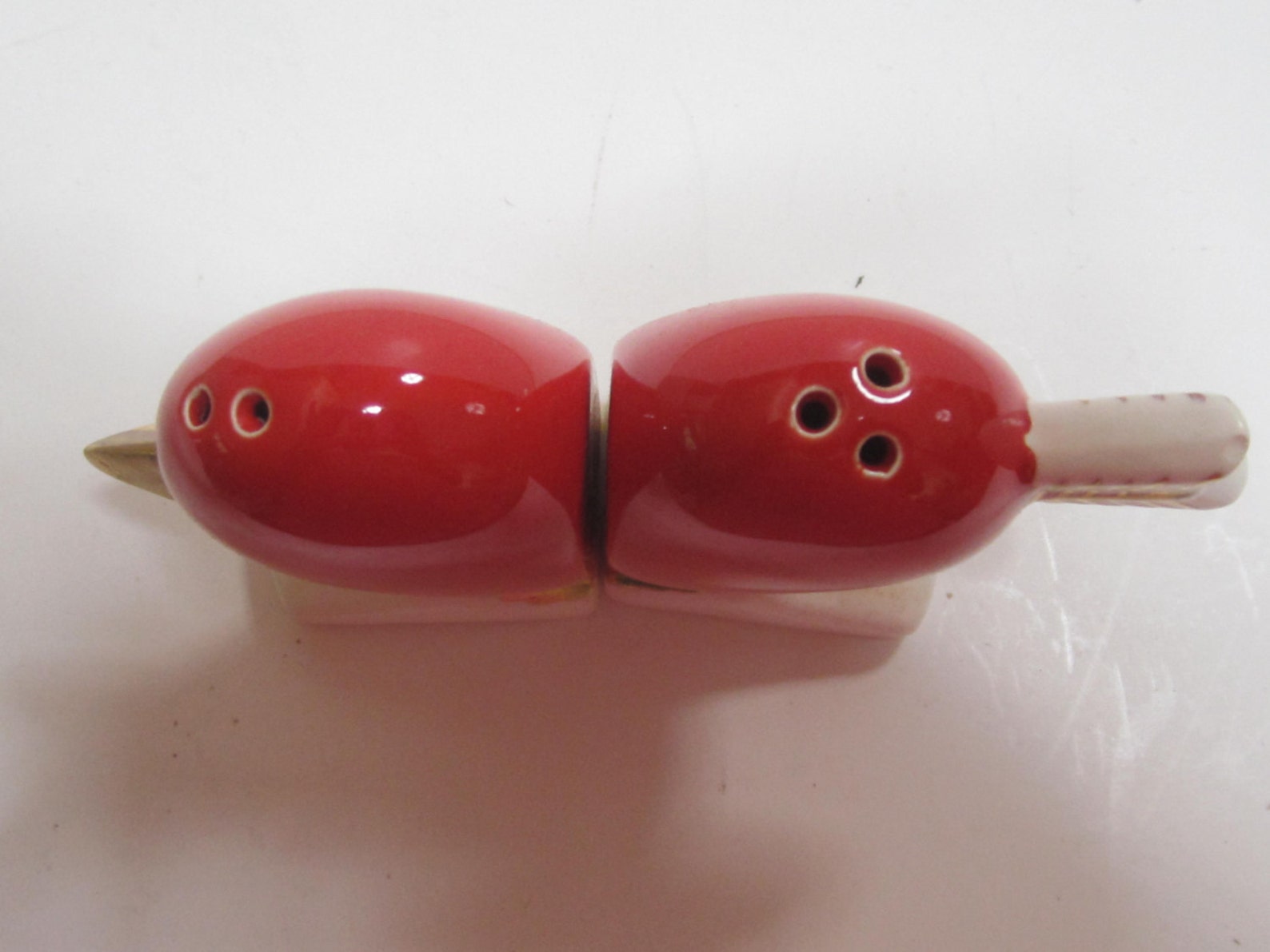 Vintage Ceramic 3 Tall Arrow Piercing the Heart Salt & Pepper Shakers ...