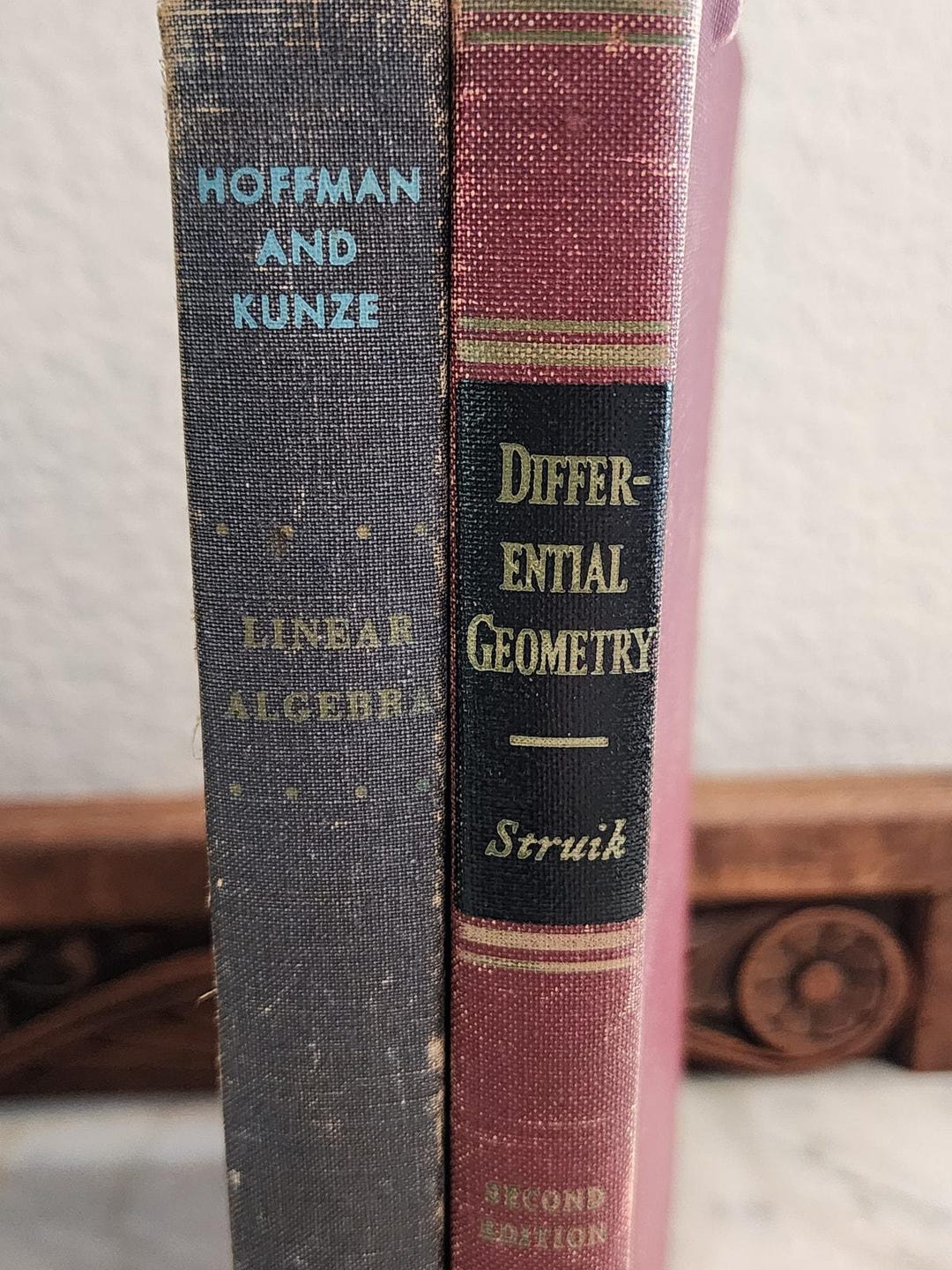 Textbooks 1961 Differential Geometry Struik, Linear Algebra Hoffman and ...