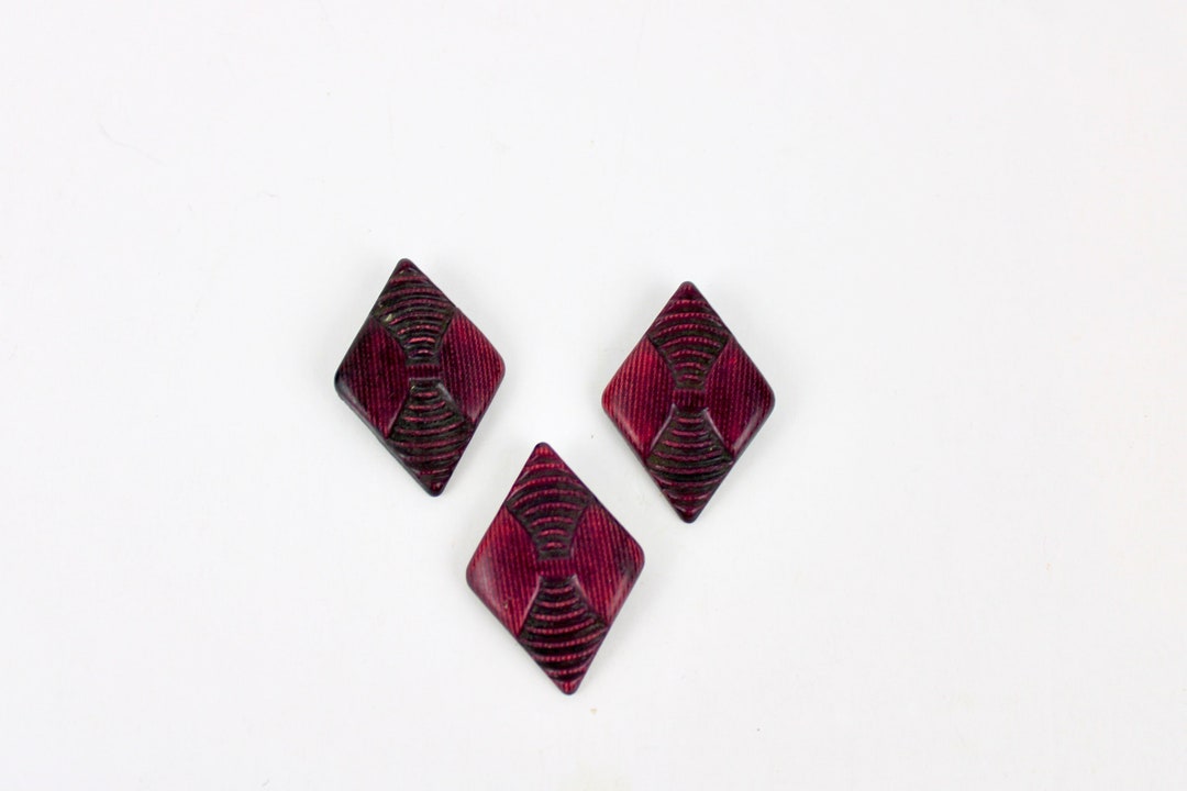 Vintage Art Deco Buttons Set 3 Celluloid Triangle Burgundy Buttons MB ...