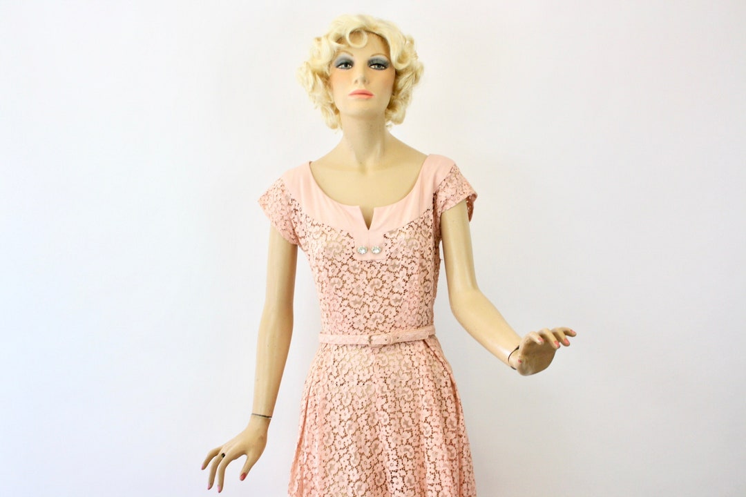 Vintage Lace Dress Pink Cutwork W Full Skirt Bust 38 - Etsy