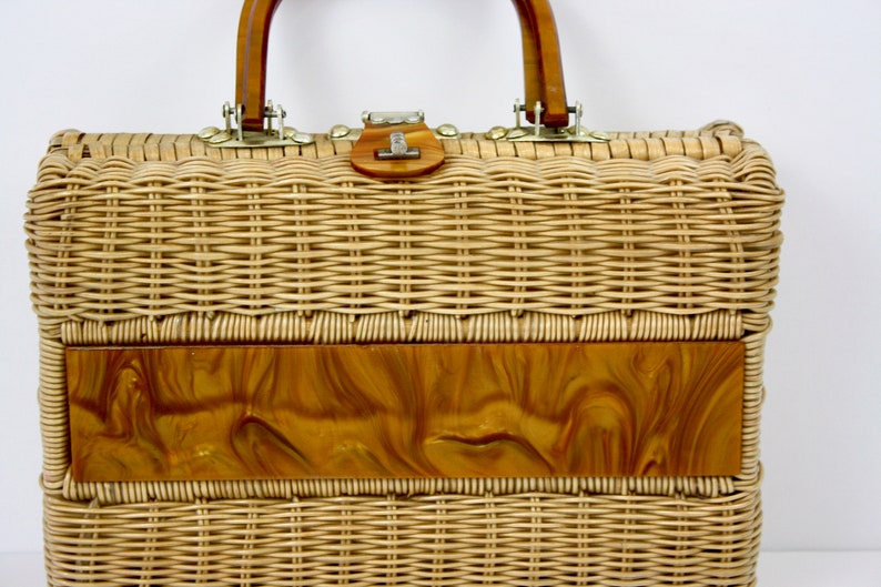 60s Wicker Box Purse Faux Tortoiseshell Lucite Front & Double Handles ...
