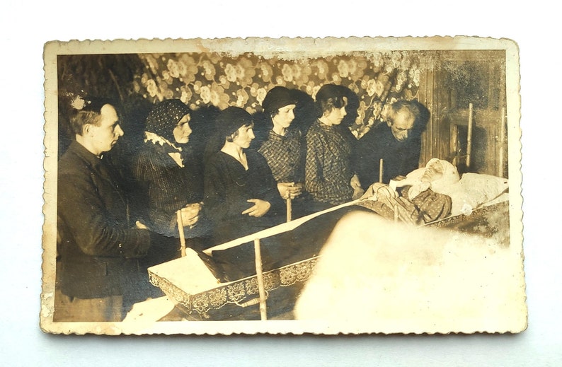Mourning for Dead Funeral Ceremony Original Vintage Photography Women ...