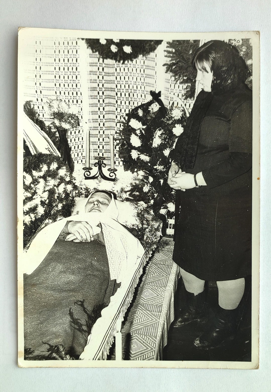 Mourning for Dead Funeral Ceremony Original Vintage Photography Women ...