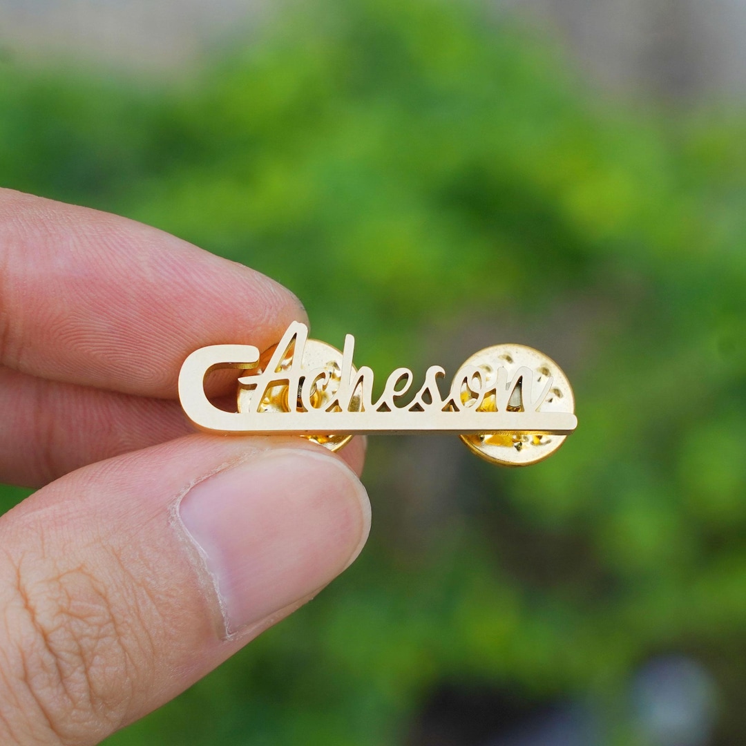 Personalized Name Brooch: Custom Letter Lapel Pin, 14K Jewelry - Etsy