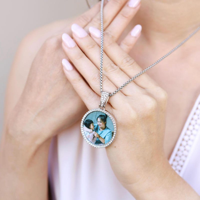 Circle Picture Chain - Etsy