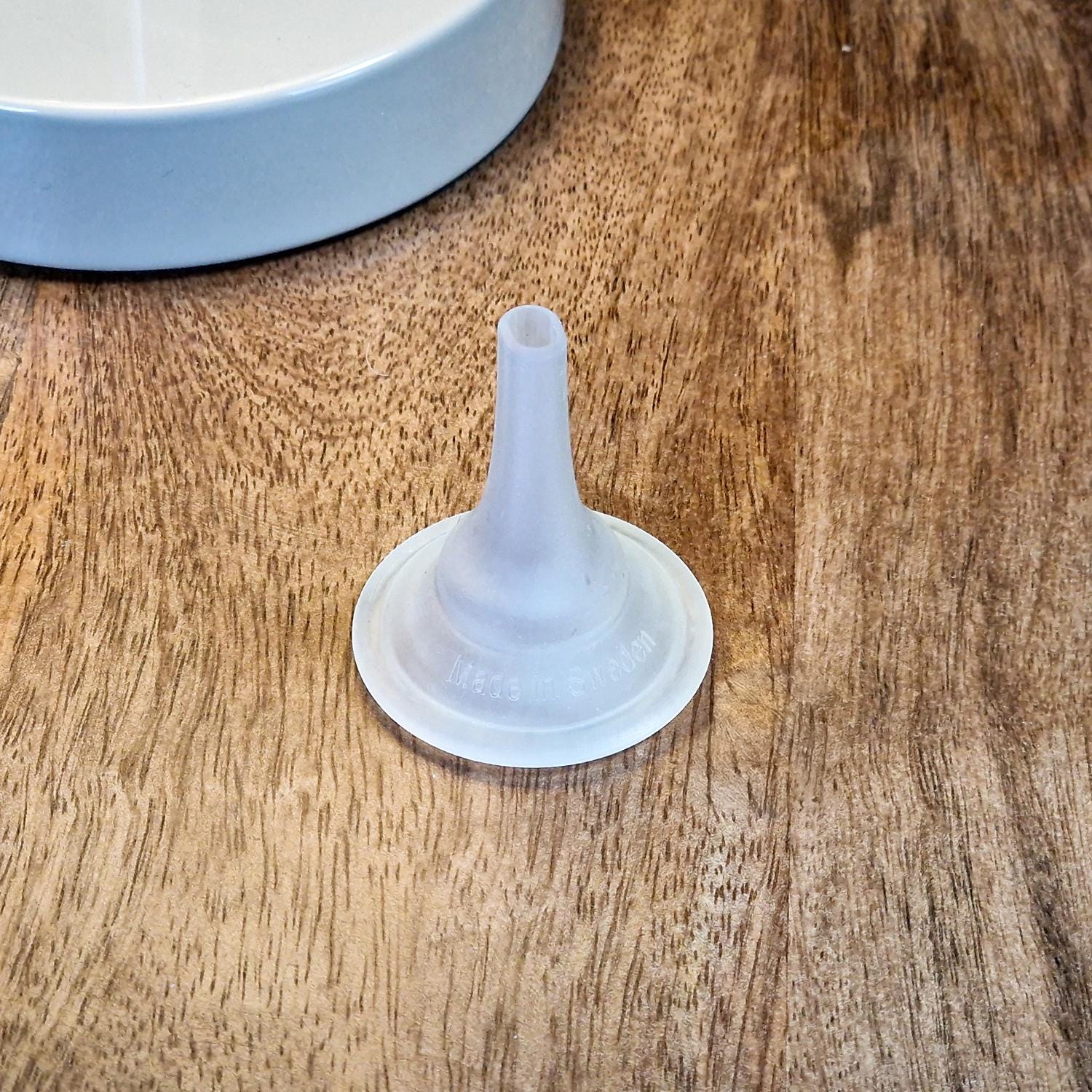 Kitty Funnel - Lets You Go to the Bathroom While Wearing a Kitty/fufu ...