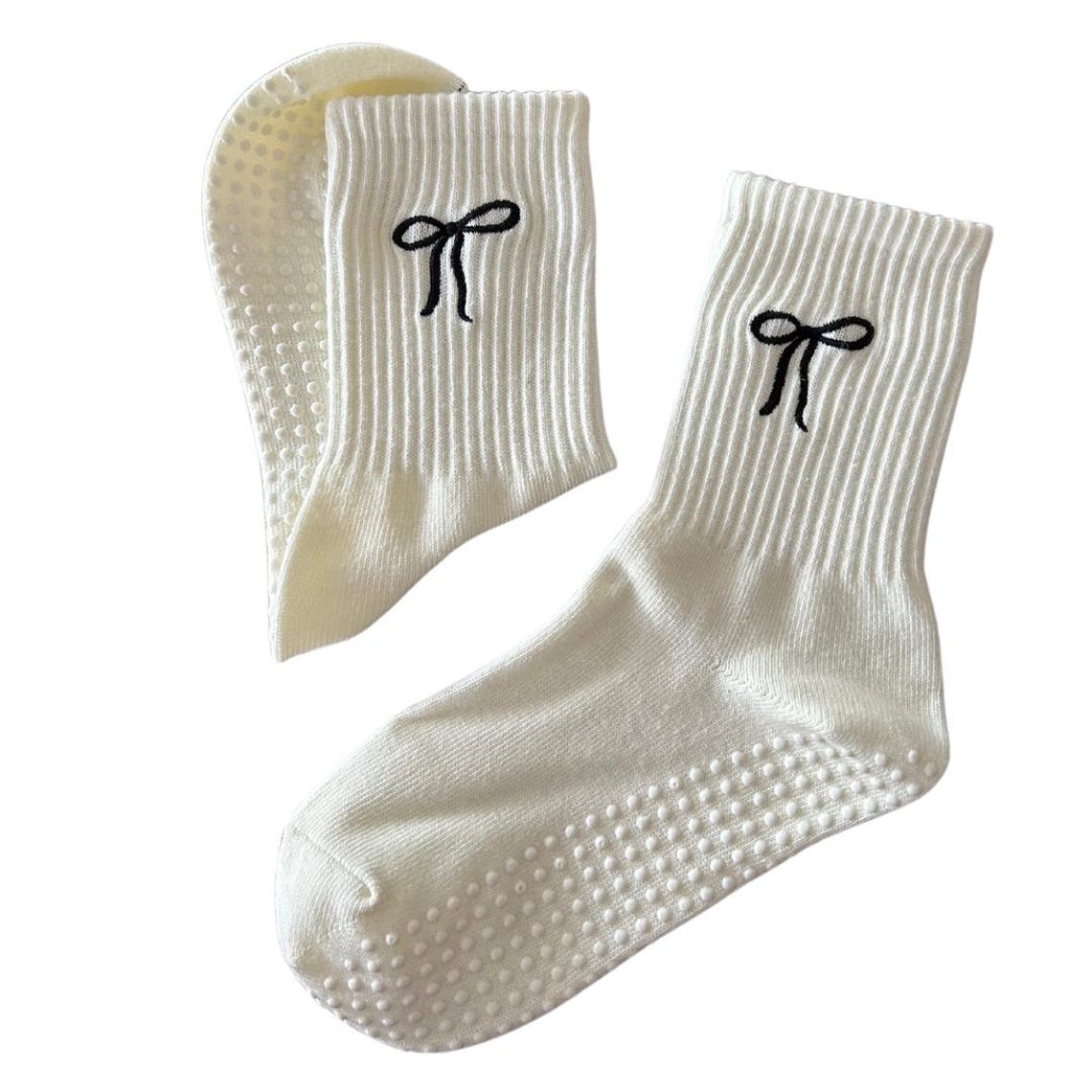 Sealed With a Bow - Crew Pilates Grip Socks (beige) - Etsy