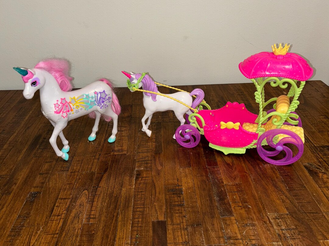 Barbie Dreamtopia Sweetville Kingdom Carriage Pink Cart Buggy and Brush ...