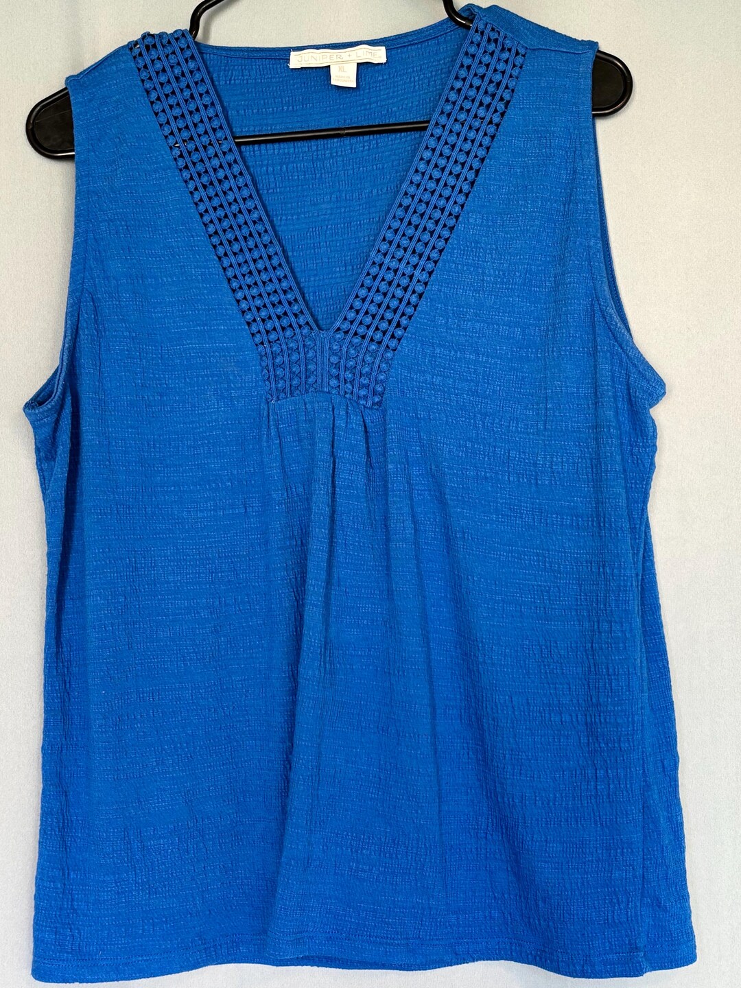Juniper + Lime Womans Blouse Top Solid Blue Sleeveless Pullover Shirt ...