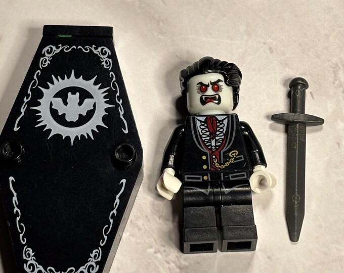 LEGO® Monster Fighters Lord Vampyre Minifigure Vampire Coffin Sword ...