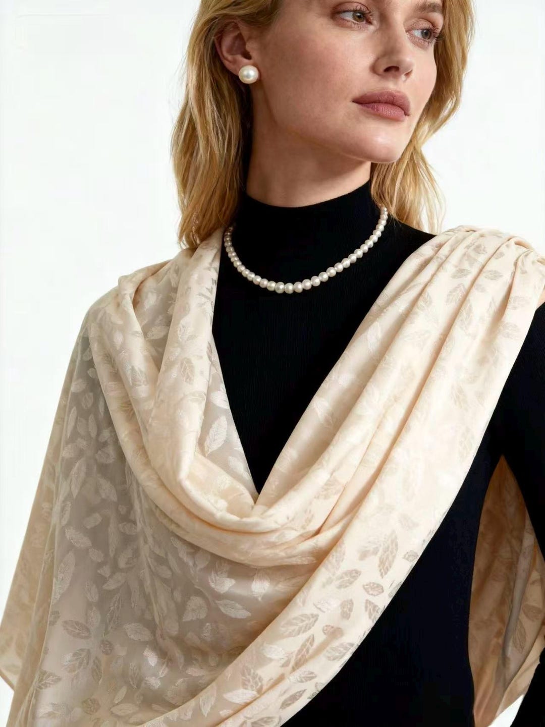 Mulberry Silk Jacquard Fabric: Luxury Dressmaking Material - 58" Wide ...