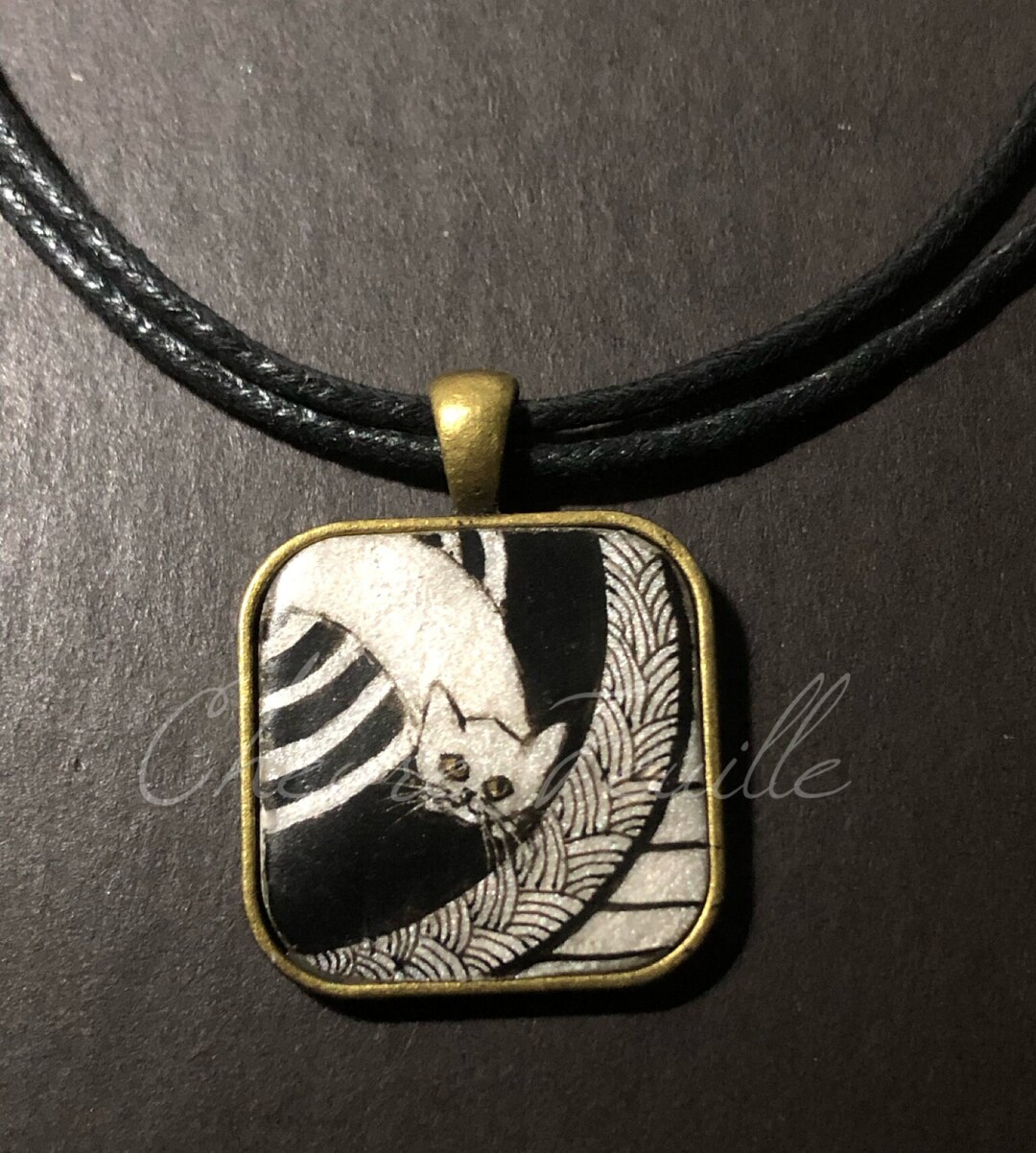 Cat Jewelry: A White Cat With Gold Eyes is on the Rug. Brass Bezel ...