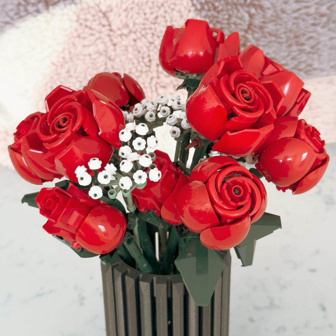 LEGO® Rose Bouquet in 3D Printed Vase | LEGO® Flowers | High Quality ...