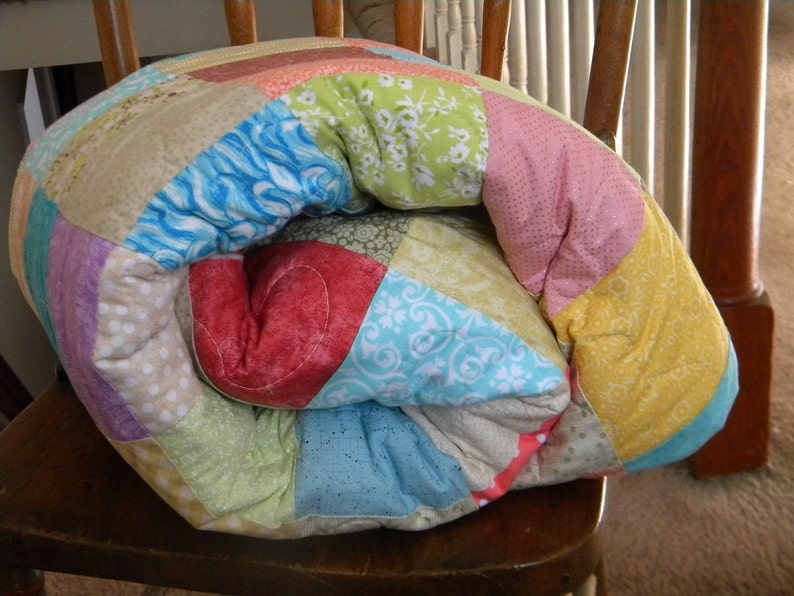 Patchwork Quilt, Full Size 81 X 81, Traditional, Scrappy Old-fashioned ...