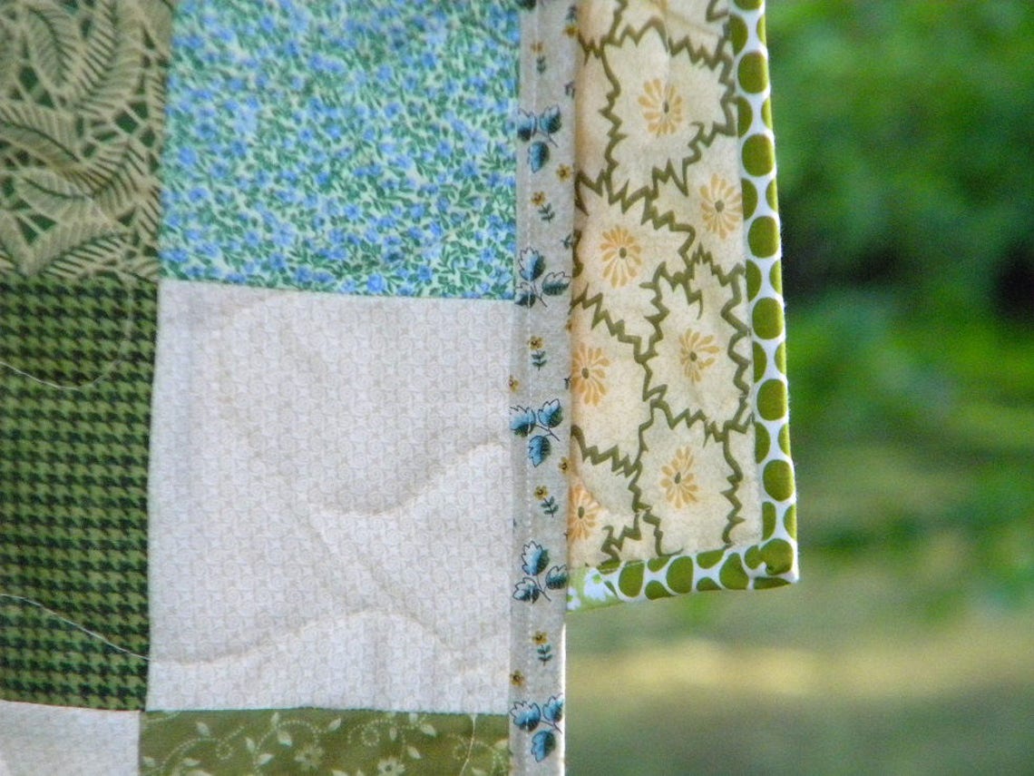 Full Size Quilt, Spring Green Patchwork Cotton Blanket 81 X 81 Scrappy ...