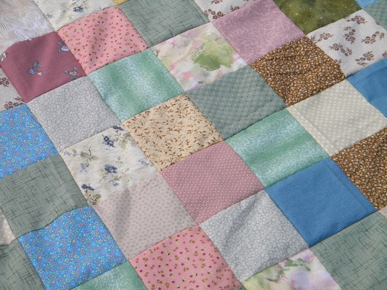 Patchwork Quilt, Full Size 81 X 81, Traditional, Scrappy Old-fashioned ...