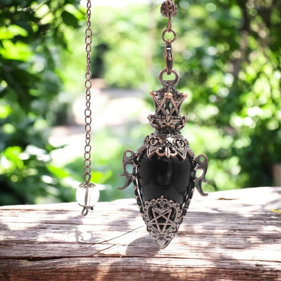 Divination Pendulum, Dowsing Pendulum , Natural Stone Divination ...