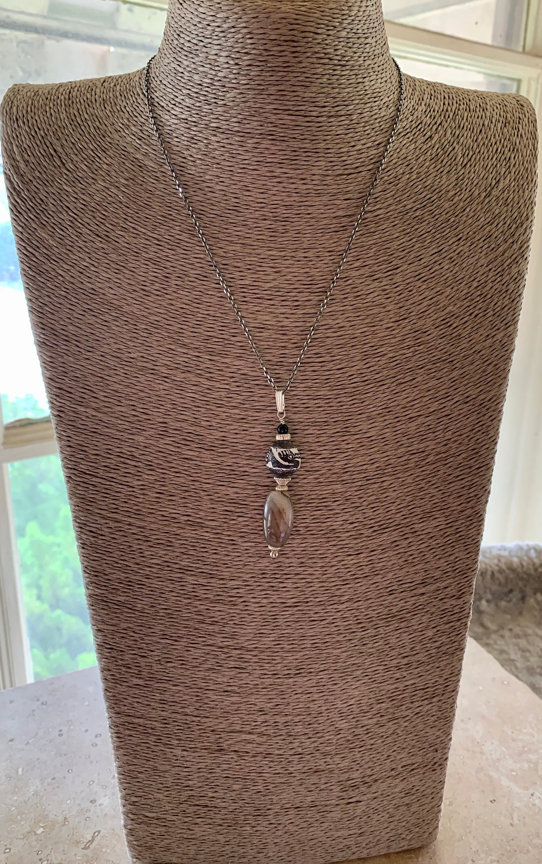 Fein geschnitzte Vogel Tier Perlen Anhänger Halskette - Sterling Silber ...