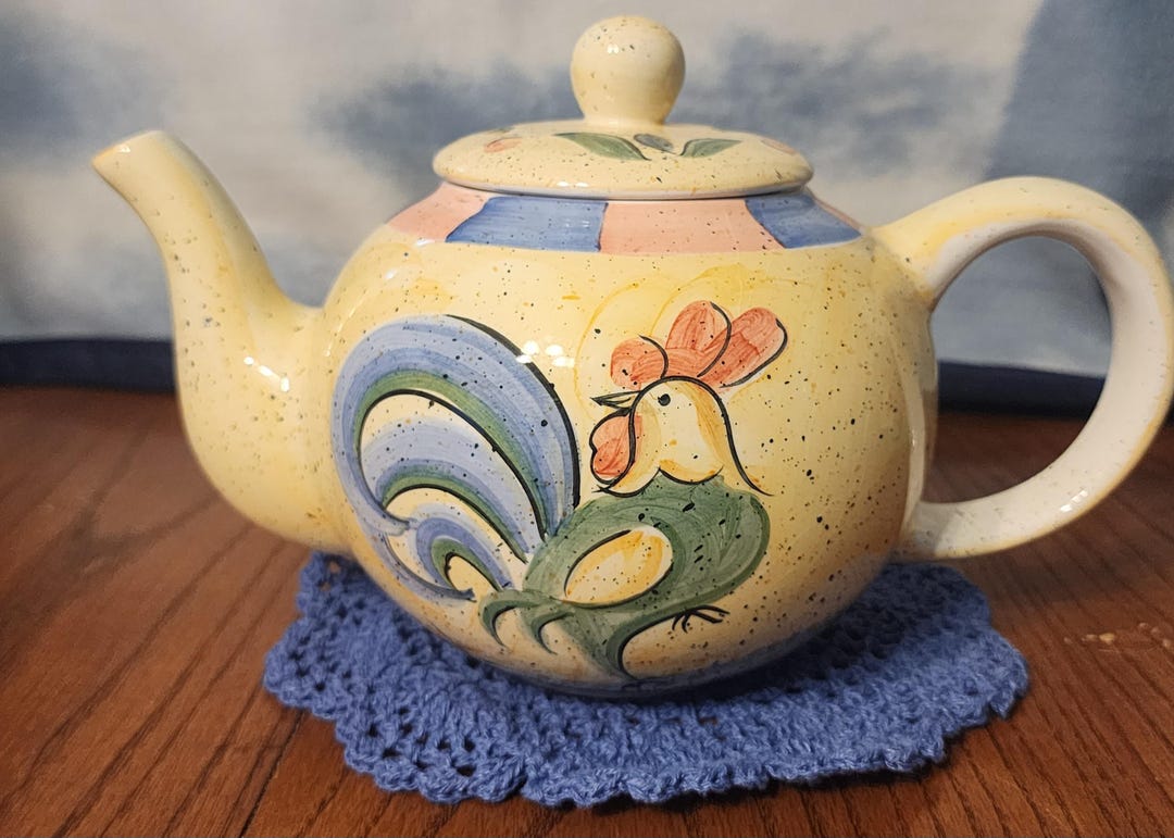 Rooster Teapot Made by Bella Made in China Great Gift Idea - Etsy