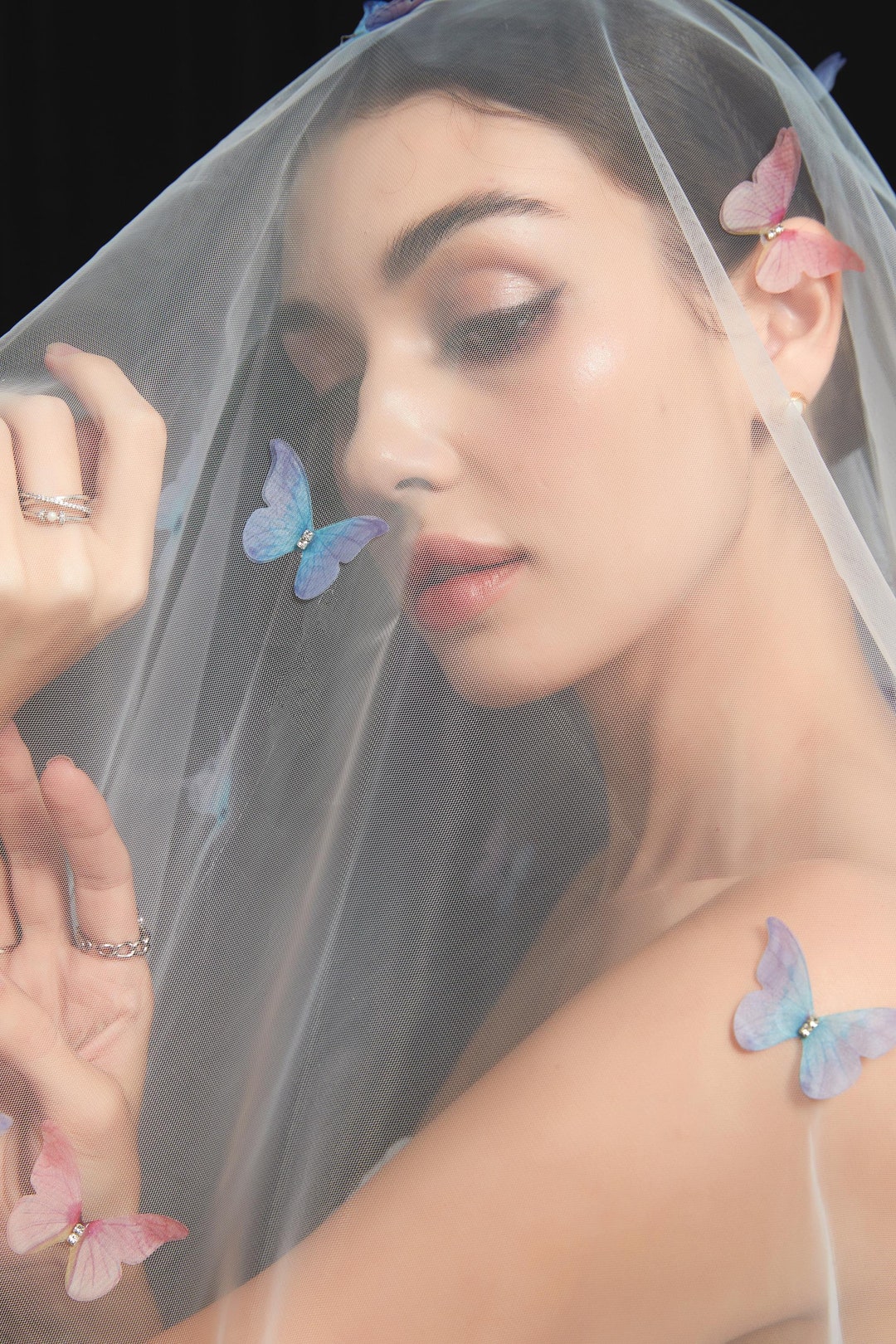 2 Tier Wedding Veil With 3D Colourful Butterfly Soft Bridal Veil With ...