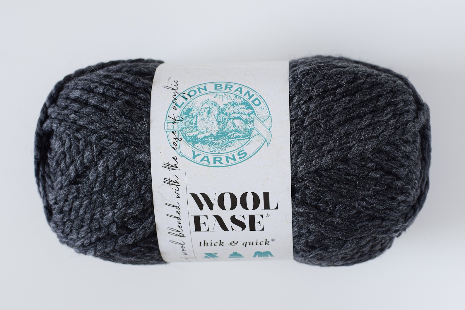 Super Bulky Yarn // Chunky Yarn // Lion Brand Wool Ease Thick and Quick ...