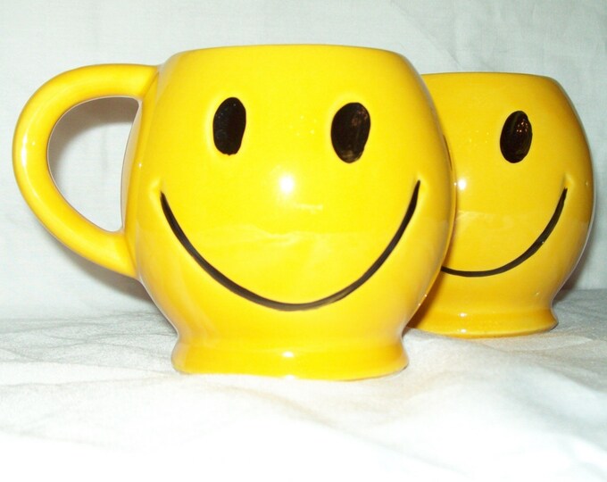 Vintage 70's Smiley Face Mugs Cups - Mcoy USA by Domus Modern - Etsy