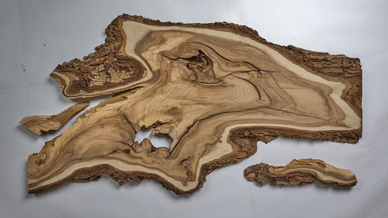 A Natural Board With Original Edges 1350x700x40 Mm / 53.15x27.56x1.57 ...