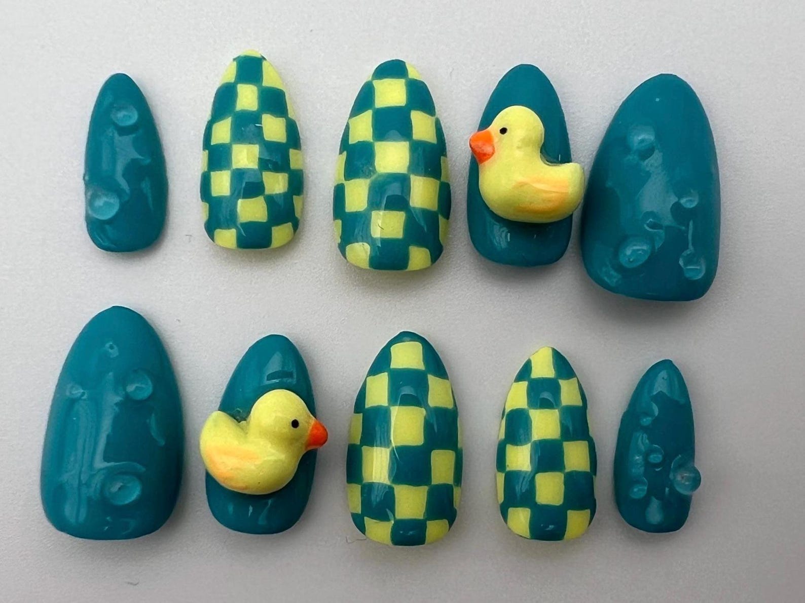 3D Rubber Ducks | Press-on Nail Set | Hand-painted | Nail Glue Included ...