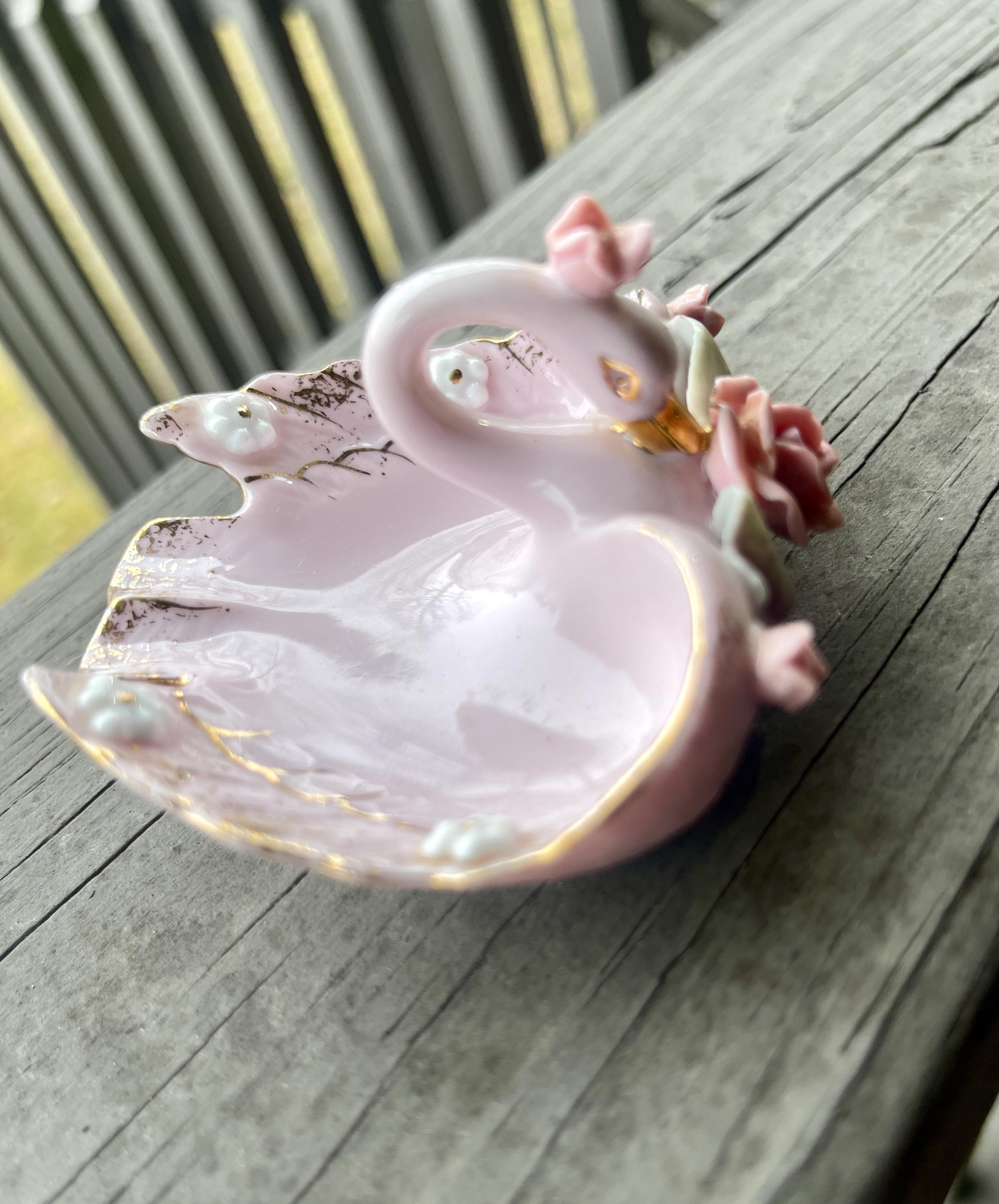 Pair of Lefton China Swans - Hand Painted - *free Ship - Etsy