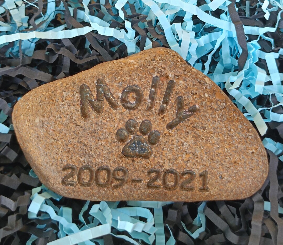Personalized Engraved River Stone – Custom Memorial Rock for Pets ...