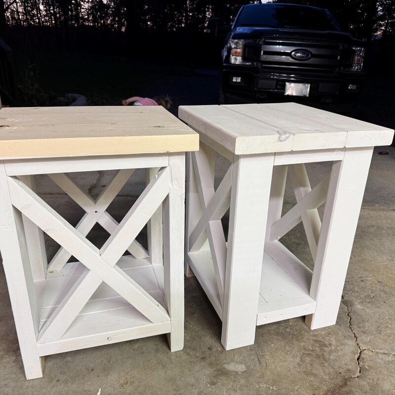 Farmhouse End Table - Etsy