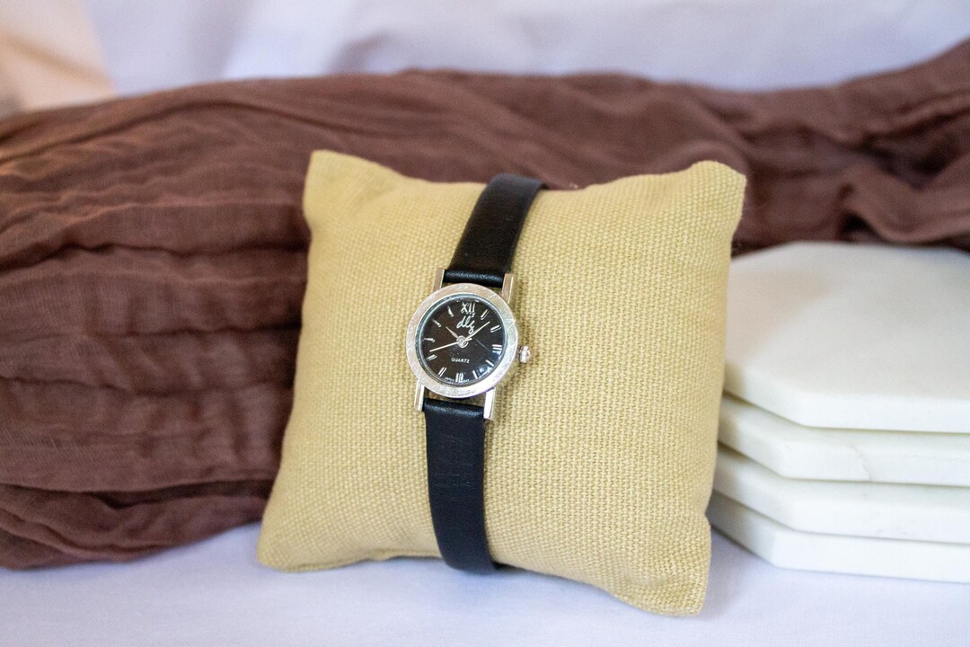 Women's Quartz Watch Cursive Logo Dial Restored With Vintage Timex ...