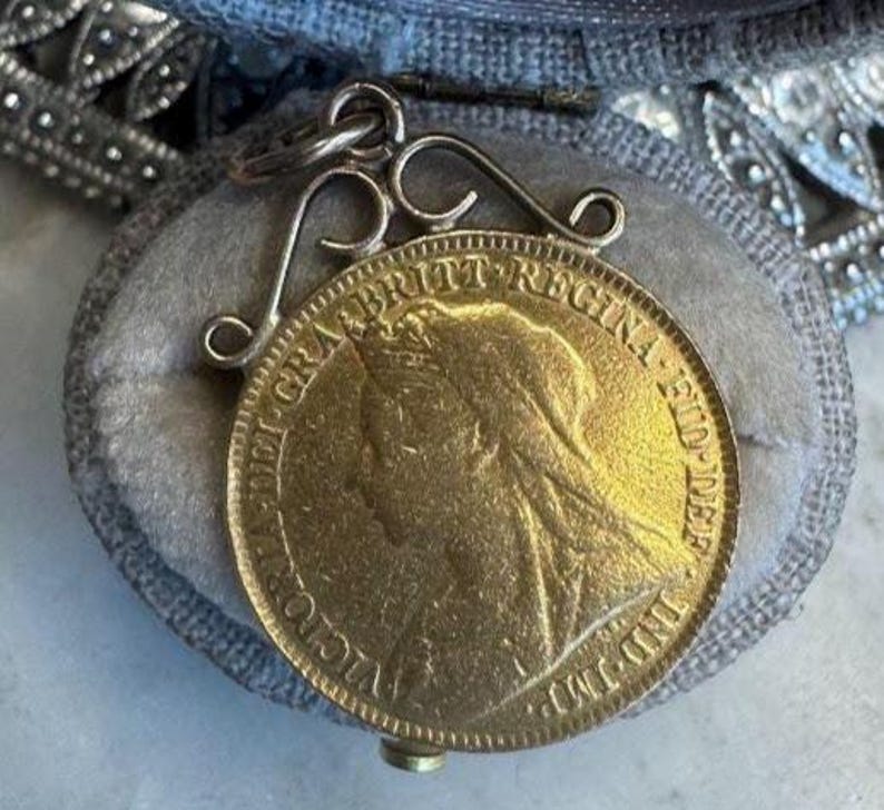 Rare Antique Vintage British 22kt Gold Half Sovereign Coin Charm ...