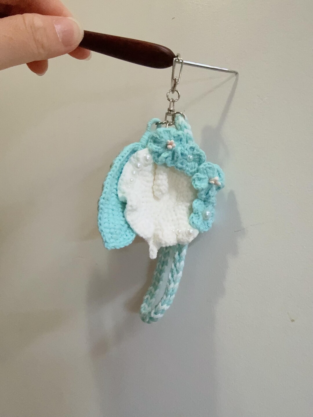 Handmade Crochet Calla Lily Keychain: Car Charm, Bag Decoration - Etsy