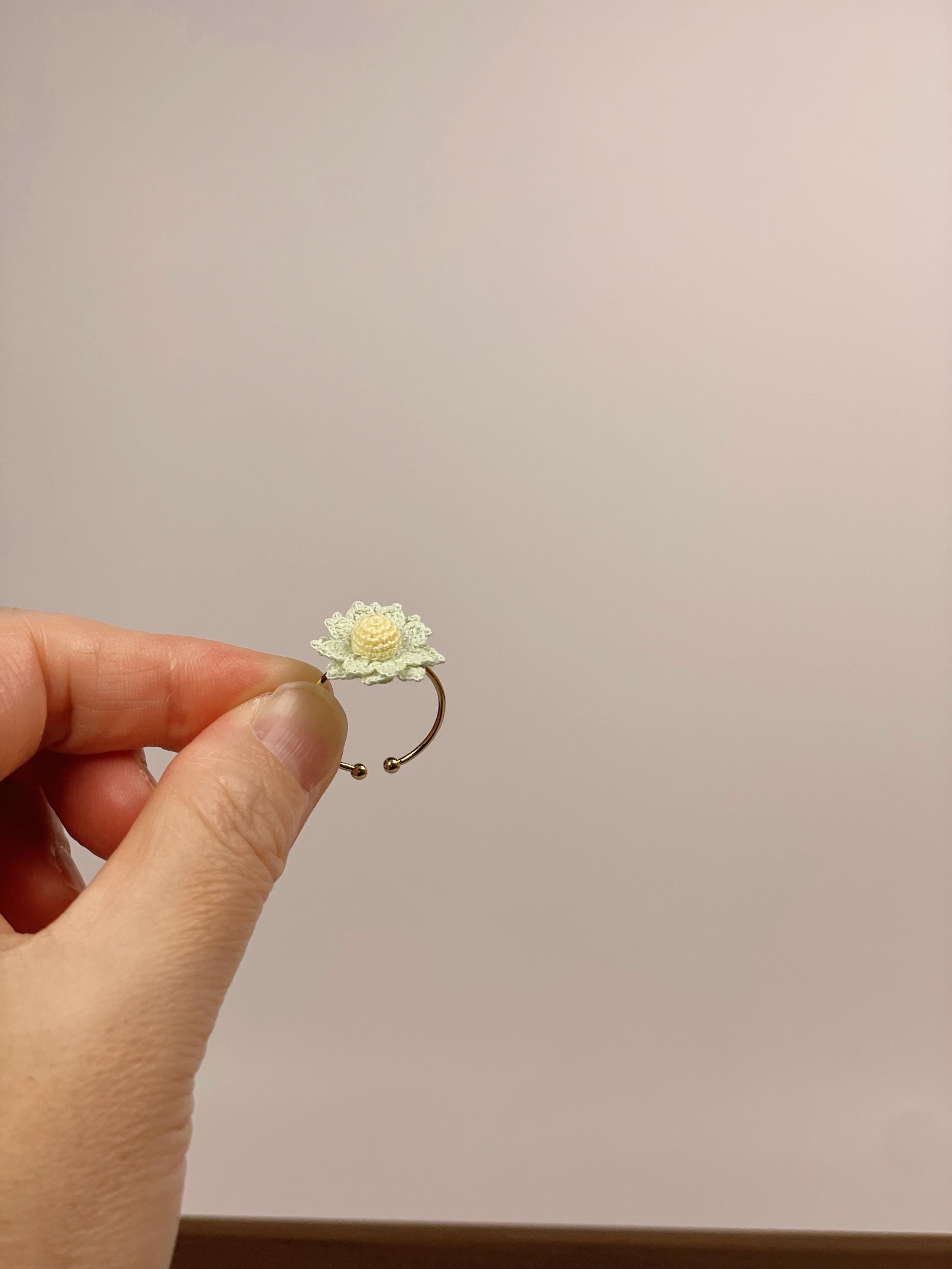Handmade Micro Crochet Daisy Rings, Crochet Rings, Knitting Rings ...