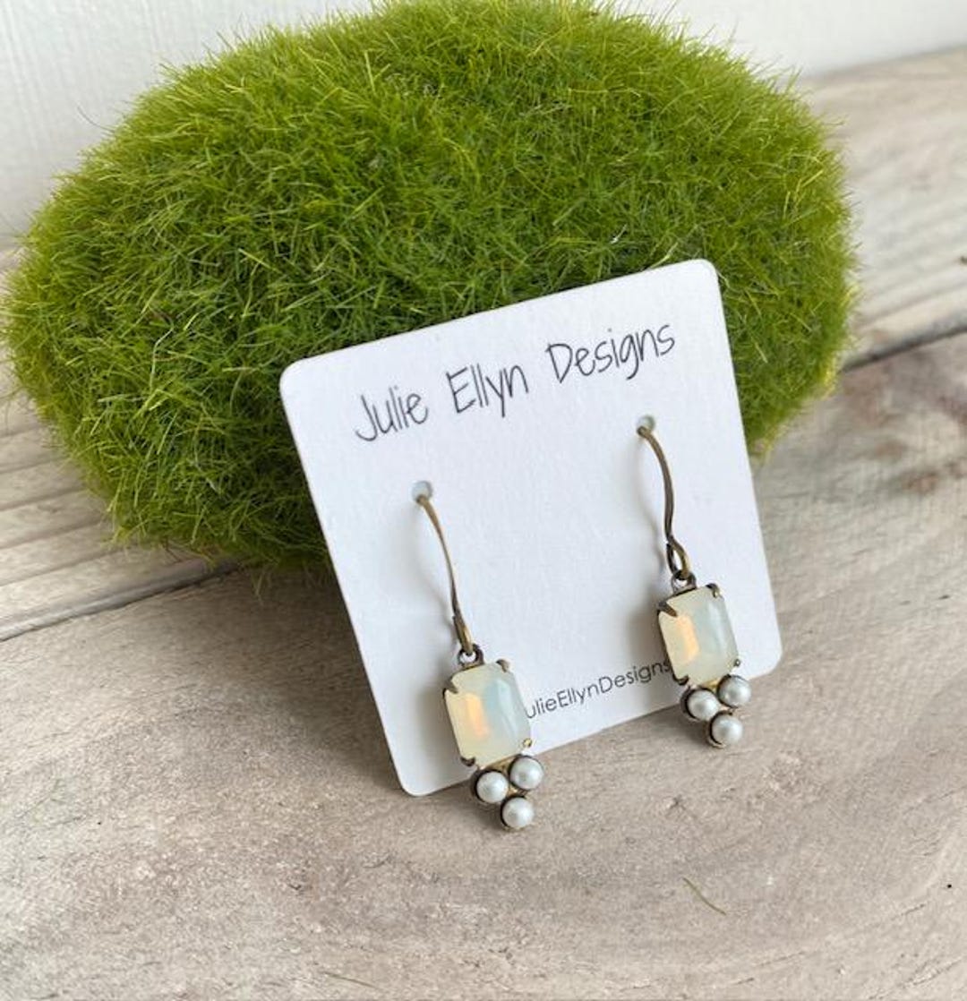 Worn on When Calls the Heart Season 12 - Vintage Crystal and Pearls ...