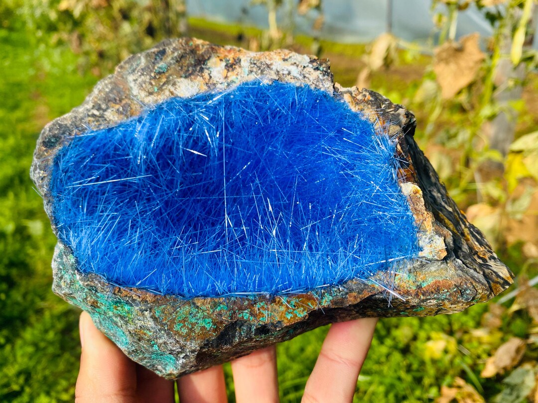 Blue Copper Ore Specimen,quartz Crystal,hand Carved,crystal Goethite ...